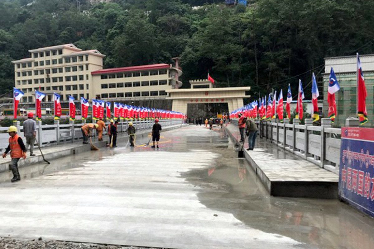 Kodari Tatopani Car Rental | Hire a Jeep, to Khasa Border, Nepal